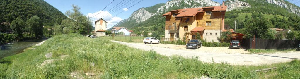Pensiuni Baile Herculane: Cazare la RouaDeMune